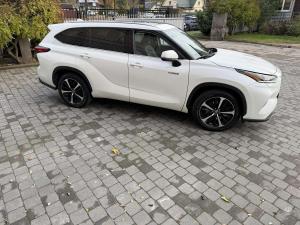 Balts Toyota Highlander 2021 Kauņa, ar dzinēja tilpumu 2.49 L un nobraukumu 110 tūkst. km par 38500 €, foto 4 vietnē AUTOMOTO.COM.LV