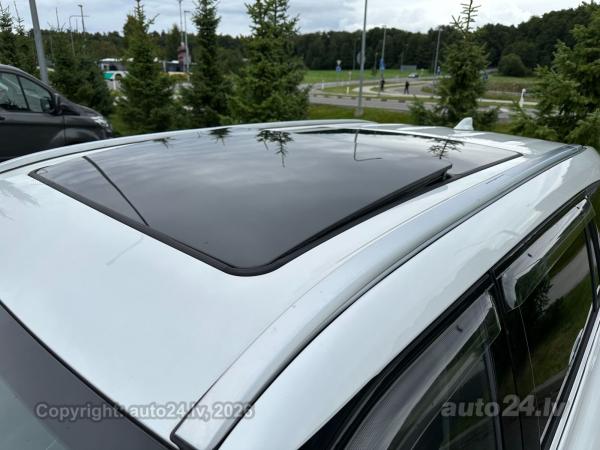 Тойота Хайлендер 2023 в Таллин на AUTOMOTO.COM.LV Белый Тойота Хайлендер 2023 в Таллин, объемом двигателя 2.50 л и пробегом 63 тыс. км за 49990 €, фото 8 на AUTOMOTO.COM.LV