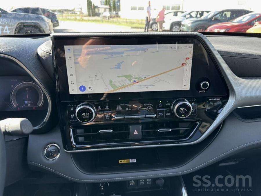 Balts Toyota Highlander 2024 Liepāja, ar dzinēja tilpumu 2.50 L un nobraukumu 31 tūkst. km par 52900 €, foto 14 vietnē AUTOMOTO.COM.LV