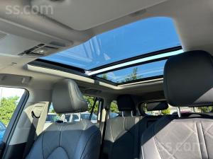 Balts Toyota Highlander 2024 Liepāja, ar dzinēja tilpumu 2.50 L un nobraukumu 31 tūkst. km par 52900 €, foto 16 vietnē AUTOMOTO.COM.LV