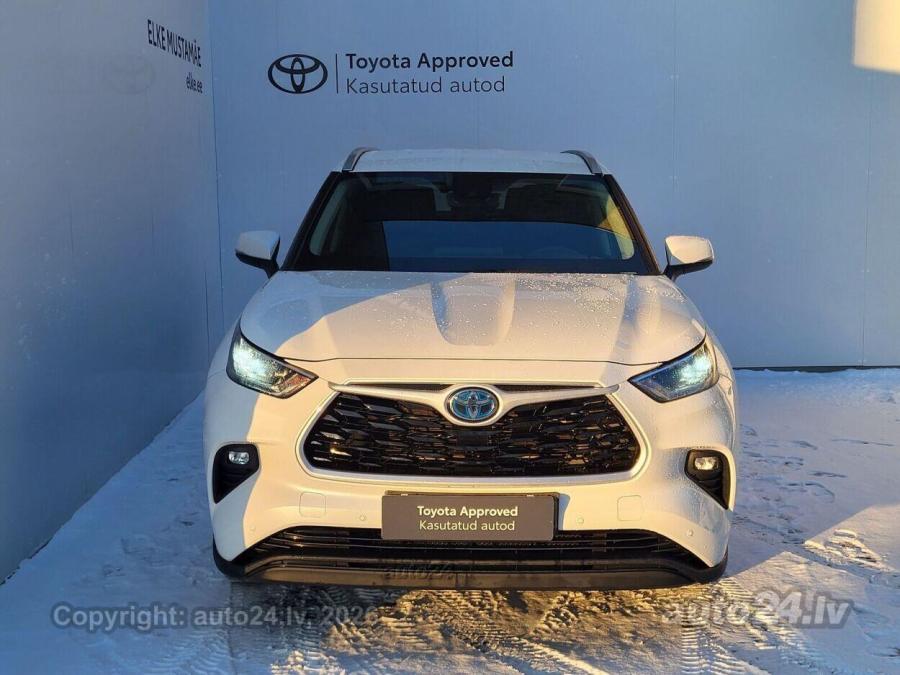 Balts Toyota Highlander 2022 Tallina, ar dzinēja tilpumu 2.49 L un nobraukumu 117 tūkst. km par 39995 €, foto 5 vietnē AUTOMOTO.COM.LV