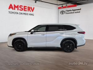 Balts Toyota Highlander 2024 Tallina, ar dzinēja tilpumu 2.50 L un nobraukumu 133 tūkst. km par 44490 €, foto 4 vietnē AUTOMOTO.COM.LV