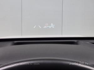Balts Toyota Highlander 2024 Tallina, ar dzinēja tilpumu 2.50 L un nobraukumu 133 tūkst. km par 44490 €, foto 18 vietnē AUTOMOTO.COM.LV