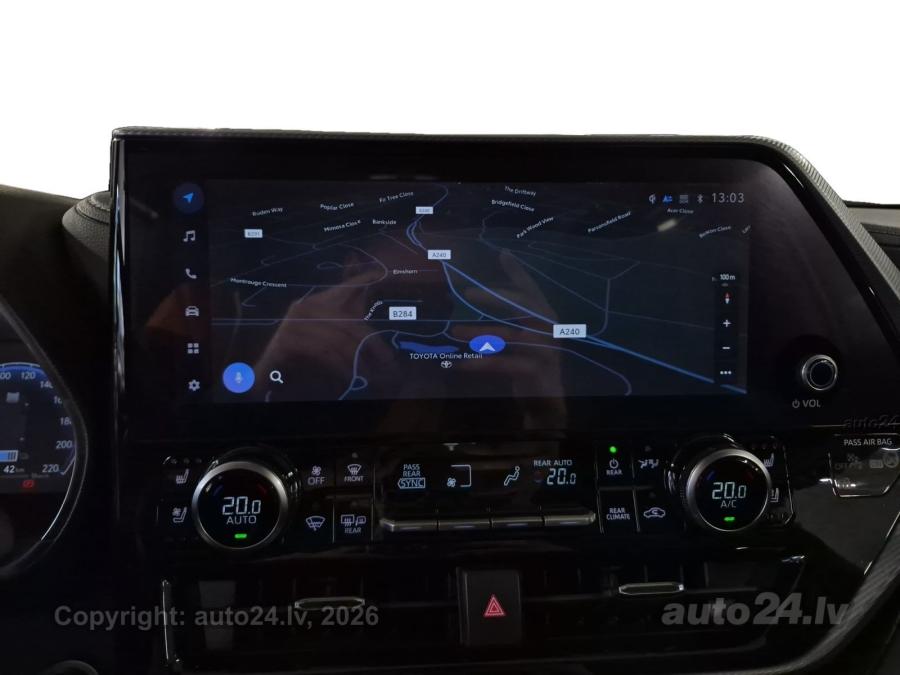 Balts Toyota Highlander 2024 Tallina, ar dzinēja tilpumu 2.50 L un nobraukumu 133 tūkst. km par 44490 €, foto 23 vietnē AUTOMOTO.COM.LV