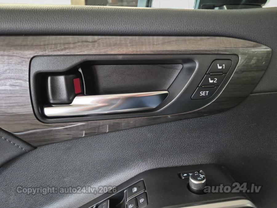 Balts Toyota Highlander 2024 Tallina, ar dzinēja tilpumu 2.50 L un nobraukumu 133 tūkst. km par 44490 €, foto 27 vietnē AUTOMOTO.COM.LV