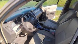 Dzeltens Toyota Highlander 2007 Klaipėda, ar dzinēja tilpumu 3.31 L un nobraukumu 335 tūkst. km par 3200 €, foto  vietnē AUTOMOTO.COM.LV