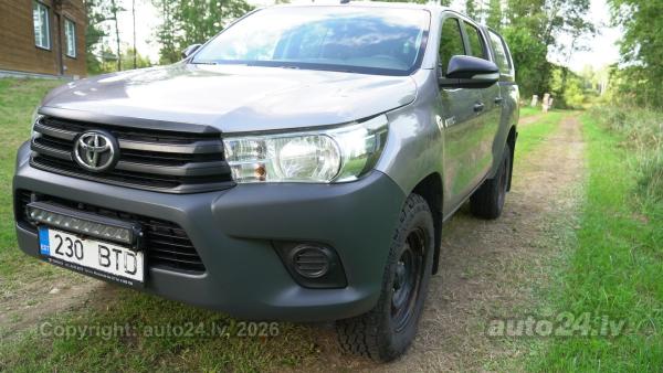 Smilšu krāsa Toyota Hilux 2017 Tallina, ar dzinēja tilpumu 2.40 L un nobraukumu 96 tūkst. km par 26500 €, foto 5 vietnē AUTOMOTO.COM.LV