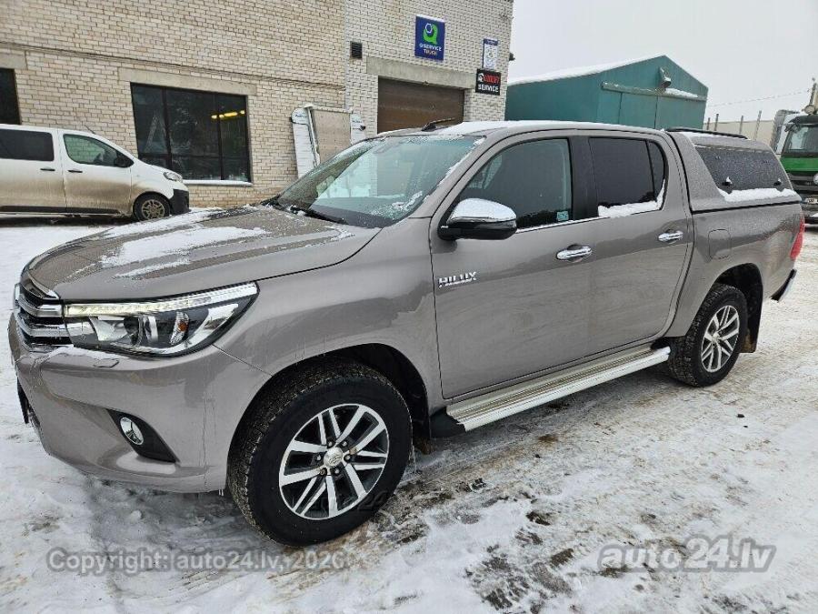 Beige Toyota Hilux 2018 in Viljandi, with an engine capacity of 2.40 L and mileage of 235 thousand km for 25000 €, photo 1 on AUTOMOTO.COM.LV