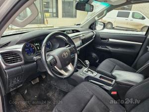 Beige Toyota Hilux 2018 in Viljandi, with an engine capacity of 2.40 L and mileage of 235 thousand km for 25000 €, photo 5 on AUTOMOTO.COM.LV