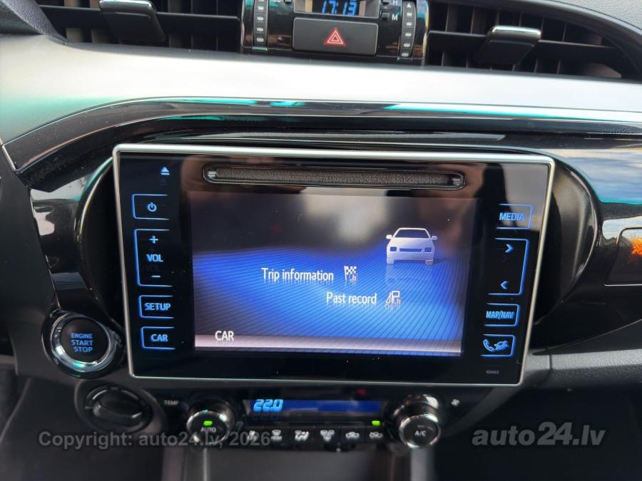 Smilšu krāsa Toyota Hilux 2019 Pērnava, ar dzinēja tilpumu 2.40 L un nobraukumu 72 tūkst. km par 34900 €, foto 13 vietnē AUTOMOTO.COM.LV