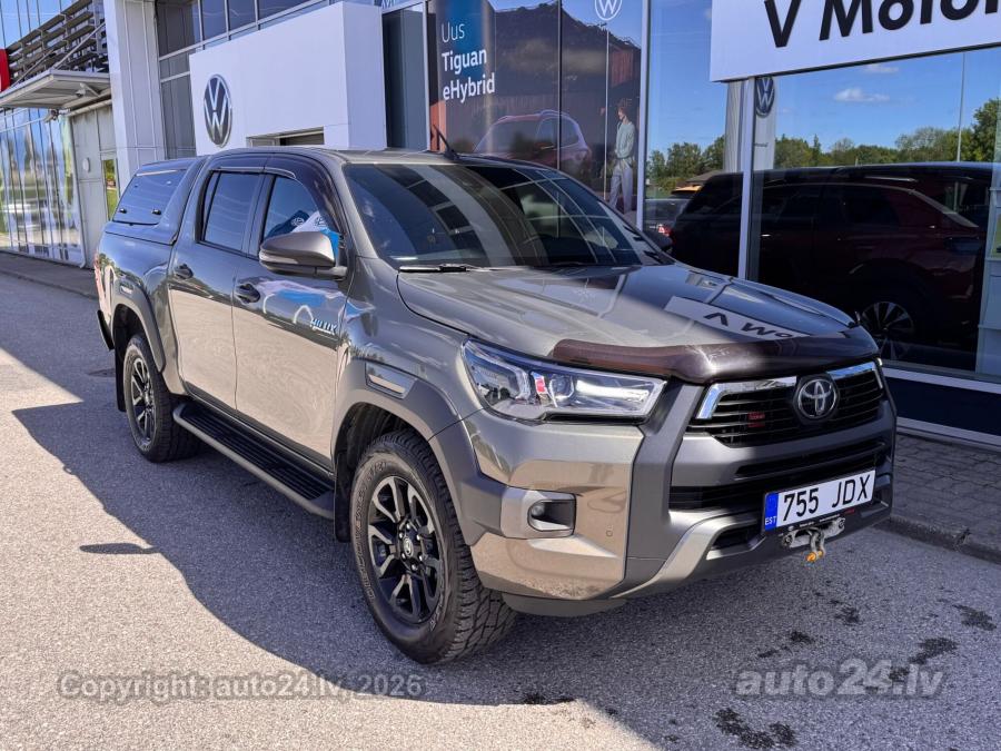 Beige Toyota Hilux 2021 in Viljandi, with an engine capacity of 2.80 L and mileage of 81 thousand km for 41990 €, photo 4 on AUTOMOTO.COM.LV
