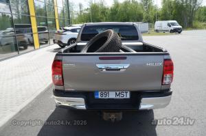 Smilšu krāsa Toyota Hilux 2019 Tallina, ar dzinēja tilpumu 2.40 L un nobraukumu 199 tūkst. km par 28990 €, foto 6 vietnē AUTOMOTO.COM.LV