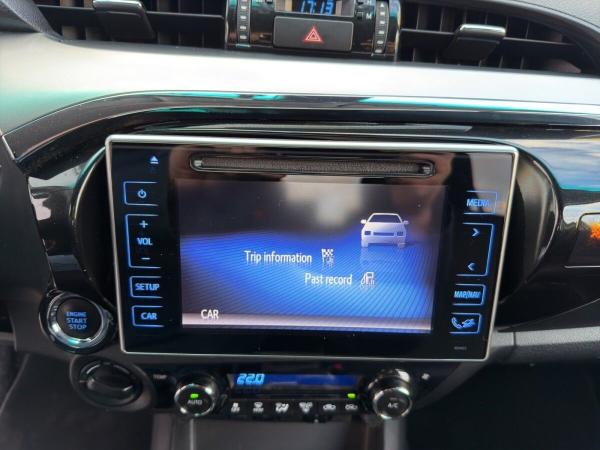 Beige Toyota Hilux 2019 in Parnu, with an engine capacity of 2.40 L and mileage of 72 thousand km for 34900 €, photo 11 on AUTOMOTO.COM.LV