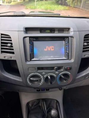 Black Toyota Hilux 2006 in Raseiniai, with an engine capacity of 2.49 L and mileage of 243 thousand km for 5500 €, photo 17 on AUTOMOTO.COM.LV