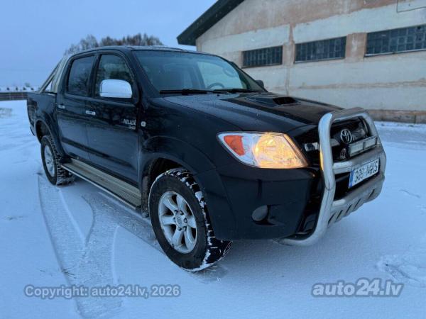 Melns Toyota Hilux 2007 Tartu, ar dzinēja tilpumu 2.50 L un nobraukumu 0 tūkst. km par 7500 €, foto 6 vietnē AUTOMOTO.COM.LV