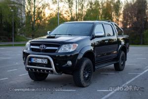 Black Toyota Hilux 2008 in Cesis, with an engine capacity of 2.50 L and mileage of 285 thousand km for 19500 €, photo 3 on AUTOMOTO.COM.LV