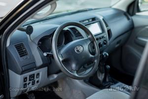 Black Toyota Hilux 2008 in Cesis, with an engine capacity of 2.50 L and mileage of 285 thousand km for 19500 €, photo 15 on AUTOMOTO.COM.LV