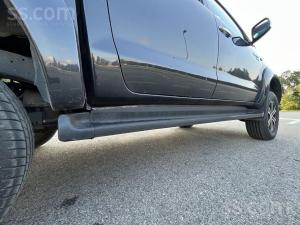 Black Toyota Hilux 2008 in Cesis, with an engine capacity of 2.50 L and mileage of 289 thousand km for 12500 €, photo 24 on AUTOMOTO.COM.LV