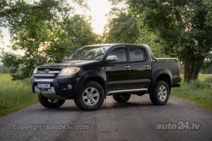Melns Toyota Hilux 2008 Tallina, ar dzinēja tilpumu 3.00 L un nobraukumu 379 tūkst. km par 9800 €, foto  vietnē AUTOMOTO.COM.LV