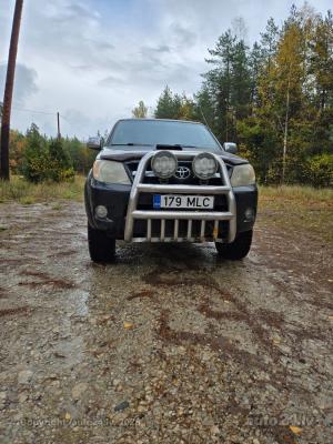 Melns Toyota Hilux 2008 Tallina, ar dzinēja tilpumu 2.50 L un nobraukumu 450 tūkst. km par 6500 €, foto 6 vietnē AUTOMOTO.COM.LV