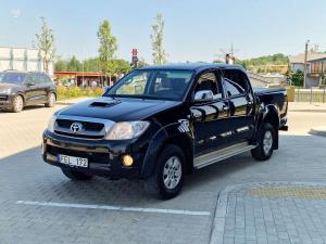 Melns Toyota Hilux 2010 Viļņa, ar dzinēja tilpumu 2.49 L un nobraukumu 185 tūkst. km par 10499 €, foto 4 vietnē AUTOMOTO.COM.LV