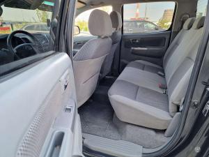 Melns Toyota Hilux 2010 Viļņa, ar dzinēja tilpumu 2.49 L un nobraukumu 185 tūkst. km par 10499 €, foto 17 vietnē AUTOMOTO.COM.LV