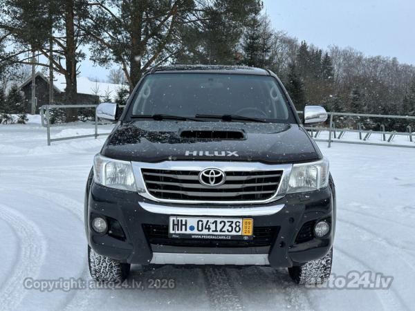Melns Toyota Hilux 2011 Tallina, ar dzinēja tilpumu 3.00 L un nobraukumu 229 tūkst. km par 19000 €, foto 1 vietnē AUTOMOTO.COM.LV