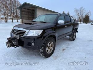 Melns Toyota Hilux 2012 Tartu, ar dzinēja tilpumu 2.50 L un nobraukumu 0 tūkst. km par 9999 €, foto  vietnē AUTOMOTO.COM.LV