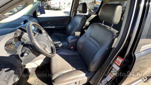 Melns Toyota Hilux 2013 Tallina, ar dzinēja tilpumu 3.00 L un nobraukumu 440 tūkst. km par 14990 €, foto 11 vietnē AUTOMOTO.COM.LV