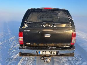 Black Toyota Hilux 2014 in Paide, with an engine capacity of 2.50 L and mileage of 287 thousand km for 16000 €, photo 6 on AUTOMOTO.COM.LV
