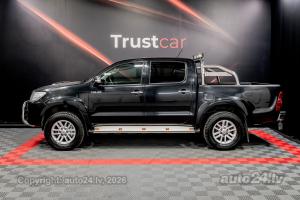 Black Toyota Hilux 2014 in Parnu, with an engine capacity of 3.00 L and mileage of 238 thousand km for 22200 €, photo 6 on AUTOMOTO.COM.LV