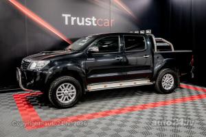 Black Toyota Hilux 2014 in Parnu, with an engine capacity of 3.00 L and mileage of 238 thousand km for 22200 €, photo 7 on AUTOMOTO.COM.LV