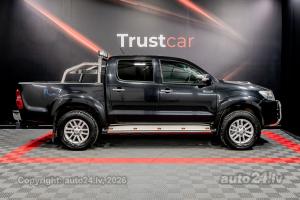 Black Toyota Hilux 2014 in Parnu, with an engine capacity of 3.00 L and mileage of 238 thousand km for 22200 €, photo 11 on AUTOMOTO.COM.LV