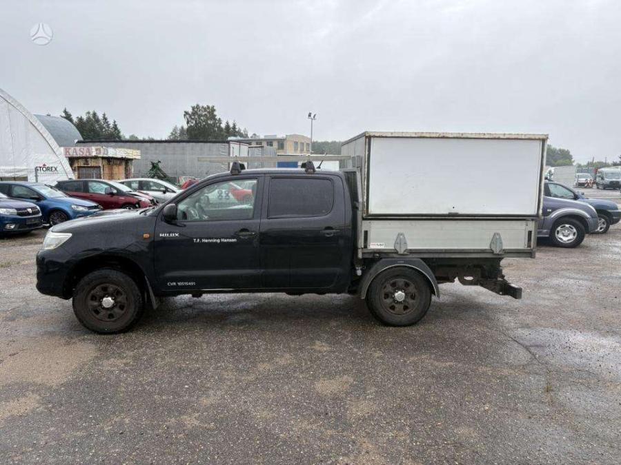 Melns Toyota Hilux 2014 Radviliškis, ar dzinēja tilpumu 2.49 L un nobraukumu 0 tūkst. km par 6950 €, foto 8 vietnē AUTOMOTO.COM.LV