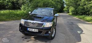 Melns Toyota Hilux 2016 Viļņa, ar dzinēja tilpumu 3.00 L un nobraukumu 225 tūkst. km par 18000 €, foto 5 vietnē AUTOMOTO.COM.LV