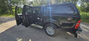 Melns Toyota Hilux 2016 Viļņa, ar dzinēja tilpumu 3.00 L un nobraukumu 225 tūkst. km par 18000 €, foto 13 vietnē AUTOMOTO.COM.LV