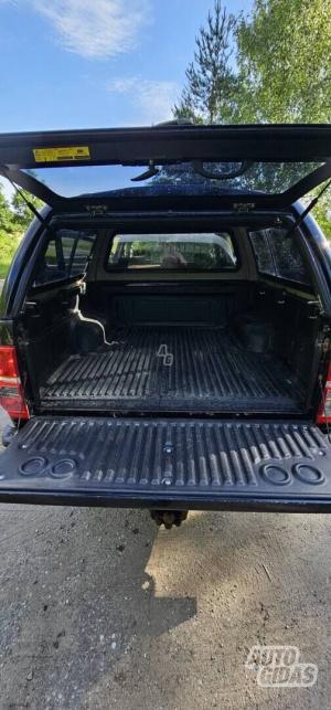 Melns Toyota Hilux 2016 Viļņa, ar dzinēja tilpumu 3.00 L un nobraukumu 225 tūkst. km par 18000 €, foto 14 vietnē AUTOMOTO.COM.LV
