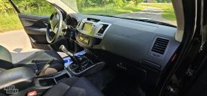 Melns Toyota Hilux 2016 Viļņa, ar dzinēja tilpumu 3.00 L un nobraukumu 225 tūkst. km par 18000 €, foto 31 vietnē AUTOMOTO.COM.LV