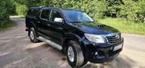 Black Toyota Hilux 2016 in Vilnius, with an engine capacity of 2.98 L and mileage of 225 thousand km for 18000 €, photo  on AUTOMOTO.COM.LV