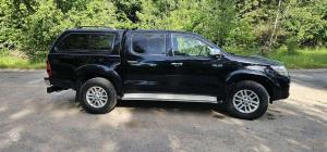 Black Toyota Hilux 2016 in Vilnius, with an engine capacity of 2.98 L and mileage of 225 thousand km for 18000 €, photo 6 on AUTOMOTO.COM.LV