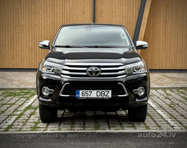 Black Toyota Hilux 2017 in Tallinn, with an engine capacity of 2.40 L and mileage of 142 thousand km for 32900 €, photo 8 on AUTOMOTO.COM.LV