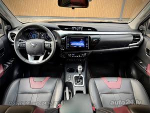 Black Toyota Hilux 2017 in Tallinn, with an engine capacity of 2.40 L and mileage of 142 thousand km for 32900 €, photo 14 on AUTOMOTO.COM.LV