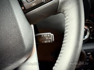 Black Toyota Hilux 2017 in Tallinn, with an engine capacity of 2.40 L and mileage of 142 thousand km for 32900 €, photo 17 on AUTOMOTO.COM.LV