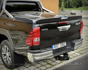 Black Toyota Hilux 2017 in Tallinn, with an engine capacity of 2.40 L and mileage of 142 thousand km for 32900 €, photo 25 on AUTOMOTO.COM.LV