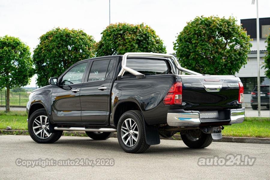 Black Toyota Hilux 2018 in Tartu, with an engine capacity of 2.40 L and mileage of 233 thousand km for 29760 €, photo 15 on AUTOMOTO.COM.LV