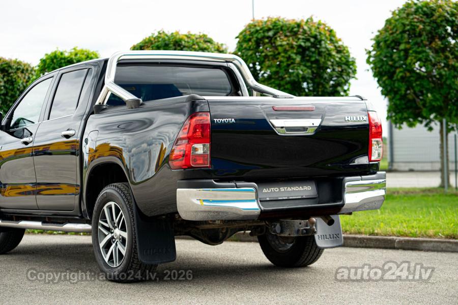 Black Toyota Hilux 2018 in Tartu, with an engine capacity of 2.40 L and mileage of 233 thousand km for 29760 €, photo 16 on AUTOMOTO.COM.LV