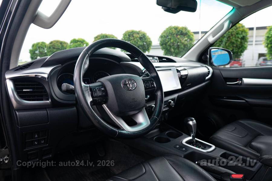 Black Toyota Hilux 2018 in Tartu, with an engine capacity of 2.40 L and mileage of 233 thousand km for 29760 €, photo 19 on AUTOMOTO.COM.LV