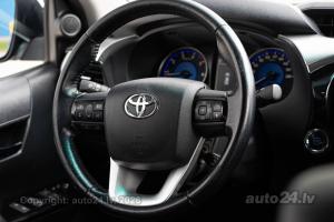 Black Toyota Hilux 2018 in Tartu, with an engine capacity of 2.40 L and mileage of 233 thousand km for 29760 €, photo 20 on AUTOMOTO.COM.LV
