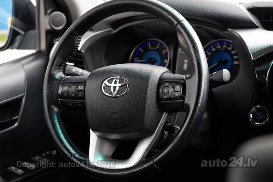 Black Toyota Hilux 2018 in Tartu, with an engine capacity of 2.40 L and mileage of 233 thousand km for 29760 €, photo 20 on AUTOMOTO.COM.LV