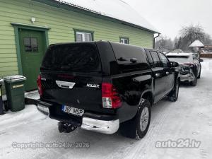 Black Toyota Hilux 2019 in Tallinn, with an engine capacity of 2.40 L and mileage of 110 thousand km for 31500 €, photo 2 on AUTOMOTO.COM.LV
